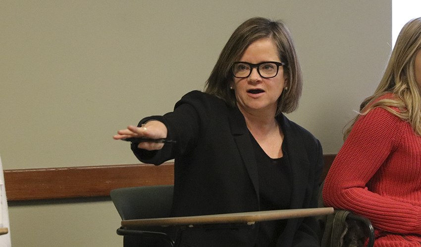 Dean Authors Intro to Communist Manifesto