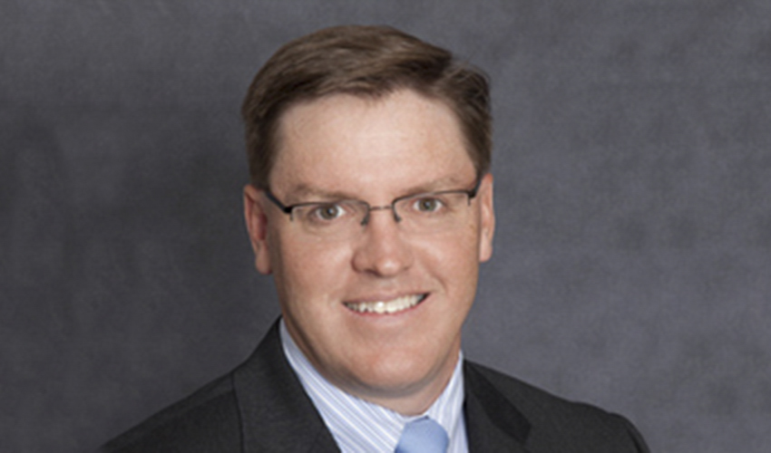 Holowinski ΓÇÖ93 earns AWMA┬« designation as financial advisor